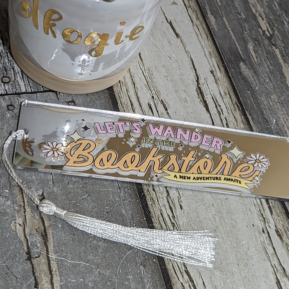 Hand Crafted | Office | Wander Into A Bookstore Glass Bookmark New ...